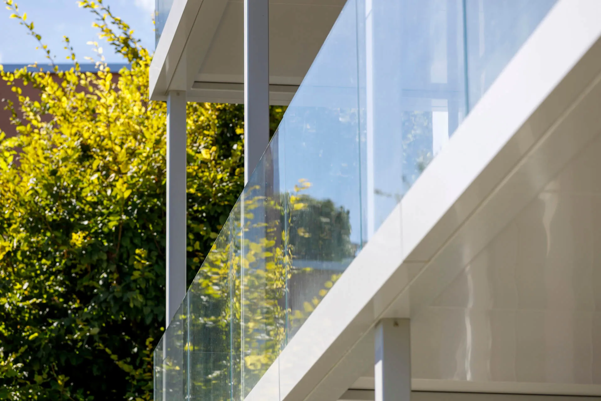 Anytech | Blog | In 8 Schritten zum neuen Balkon